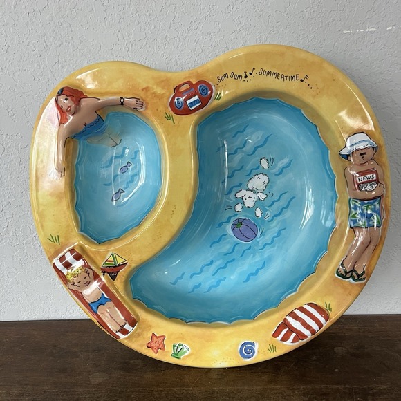 The Unbranded Brand | Dining | Vintage Plastic Chip And Dip Bowl Beach ...